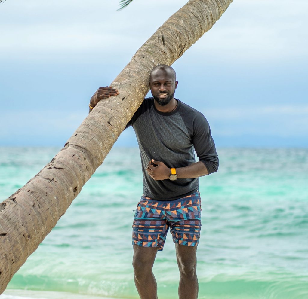 El ecoexplorador Mario Rigby se adentra en Belice para descubrir su ...