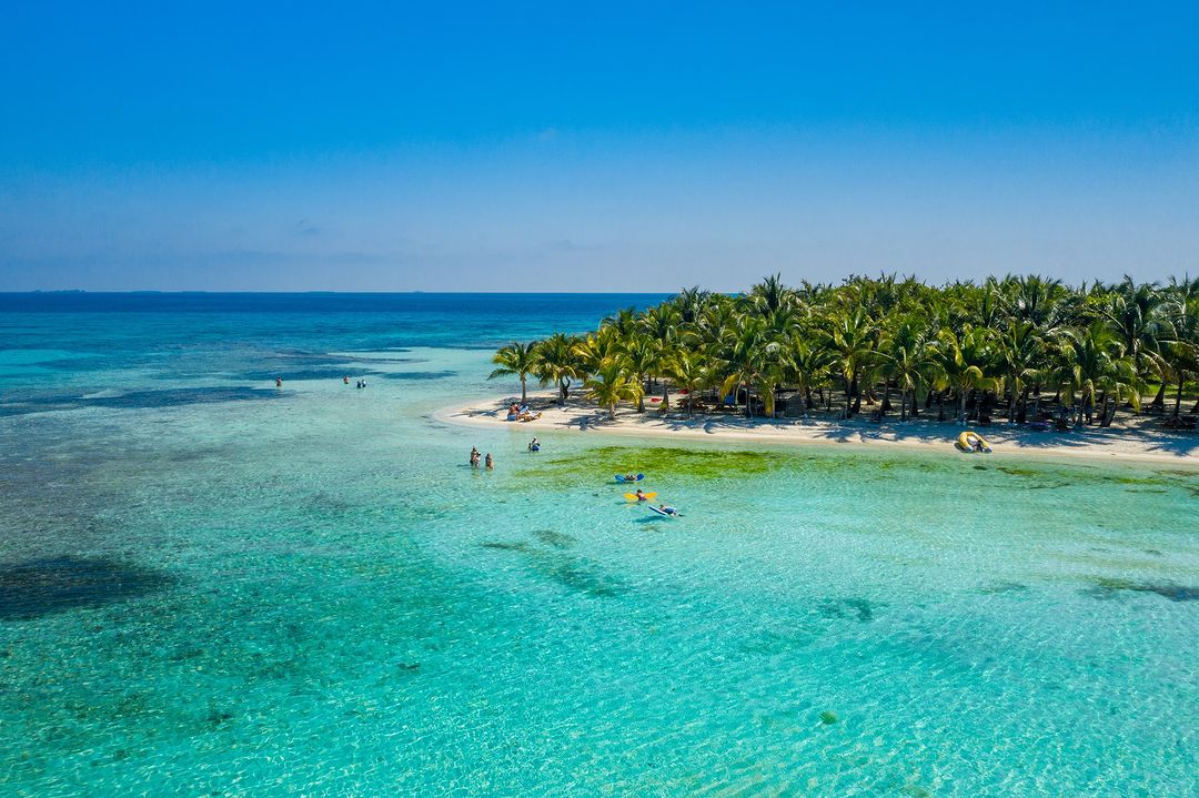 Experience the Bliss of Pleasure Boating in Belize - Travel Belize