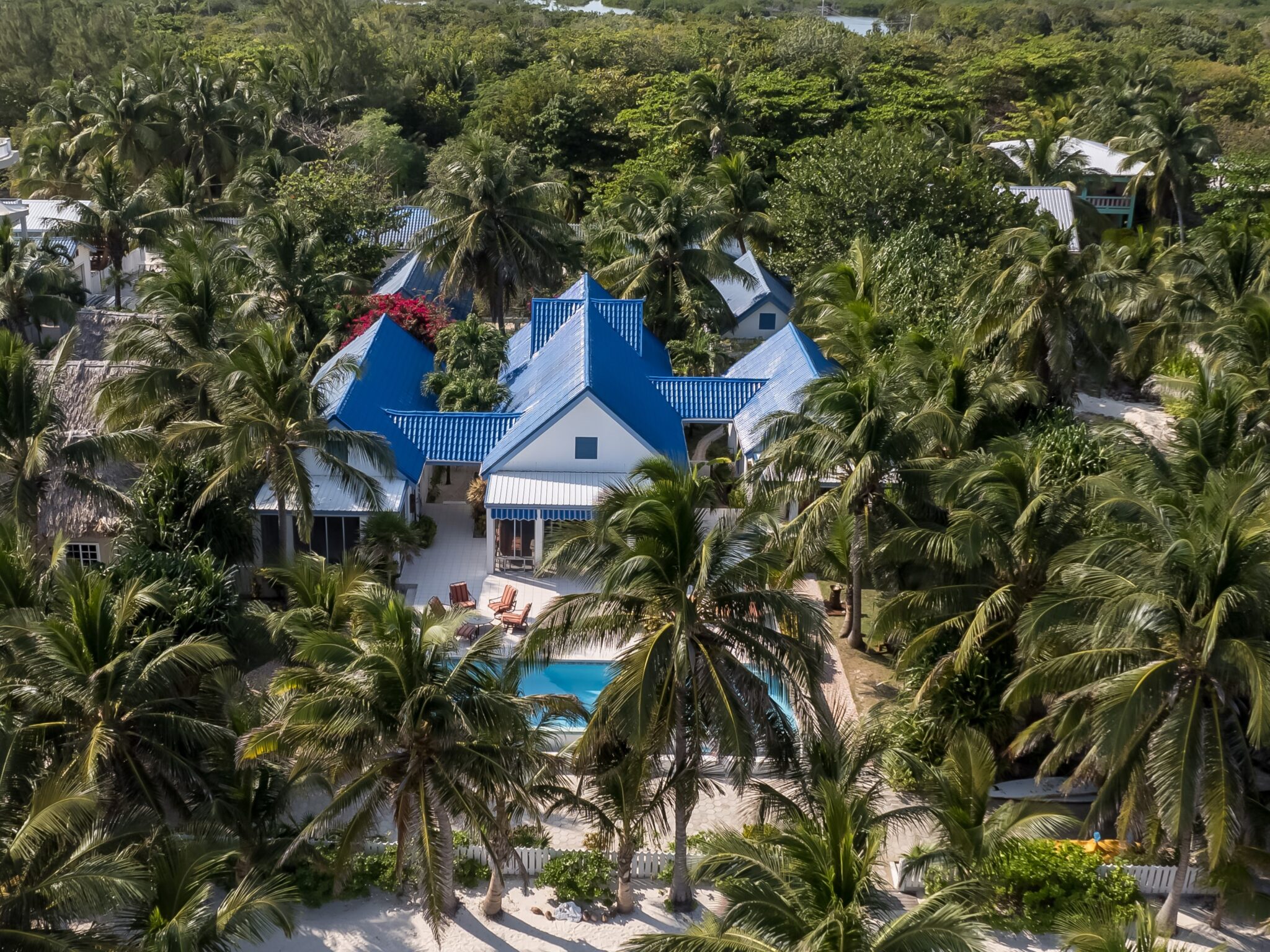 Villa Turquesa | Belize Vacation Rental | Sunrise Belize | English