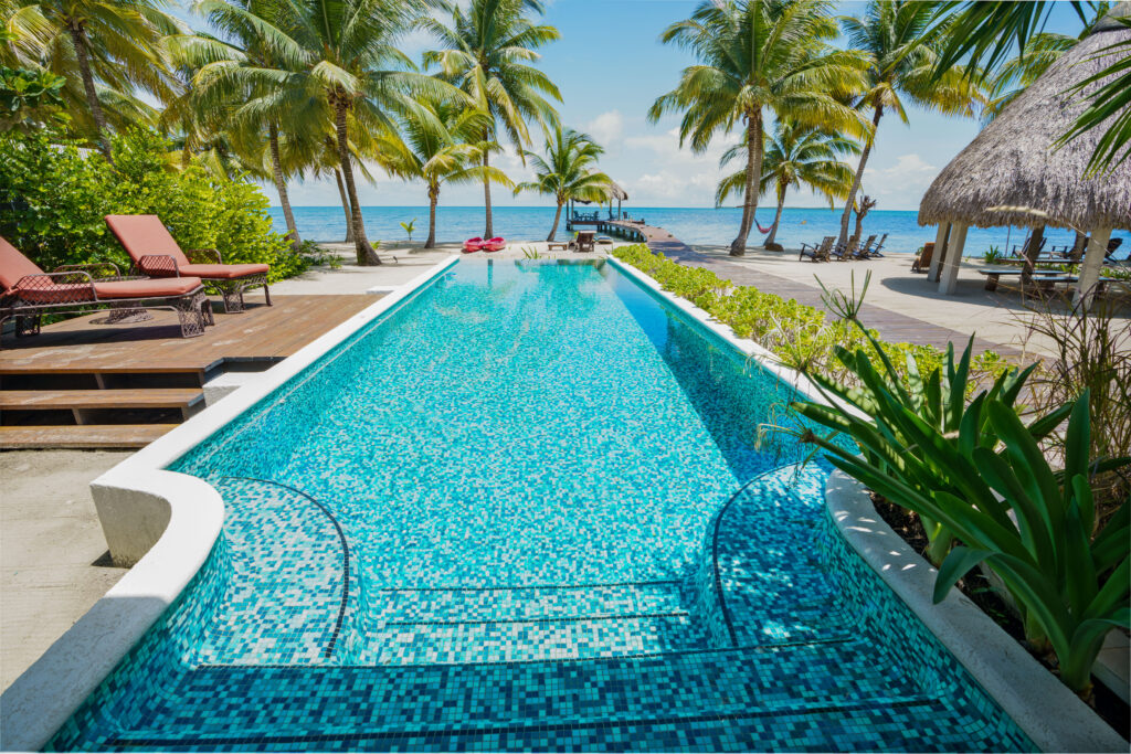 Castaway Placencia Belize - Travel Belize | English